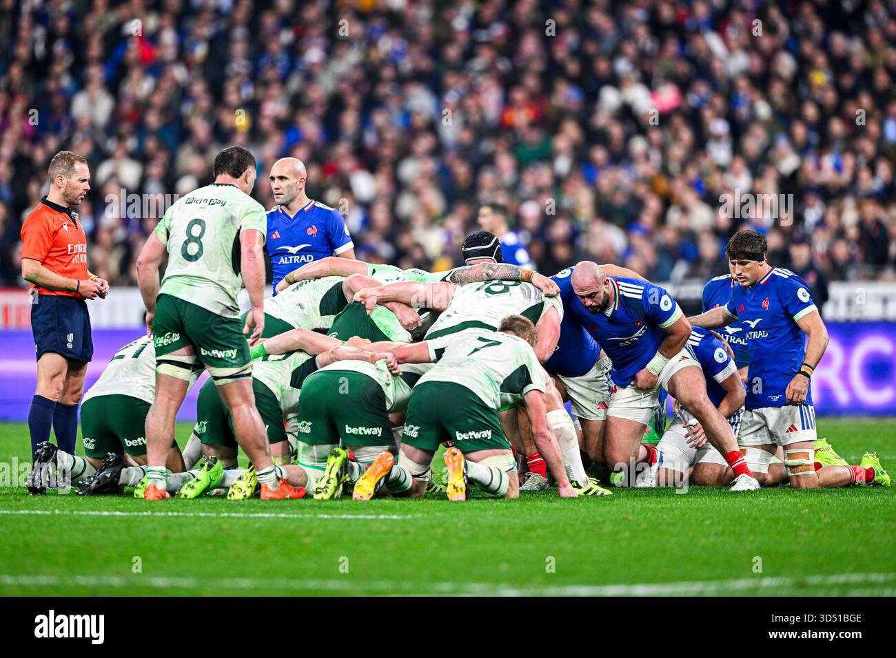 Scrum illustration (scrummage) during the Autumn Nations Series XV ...