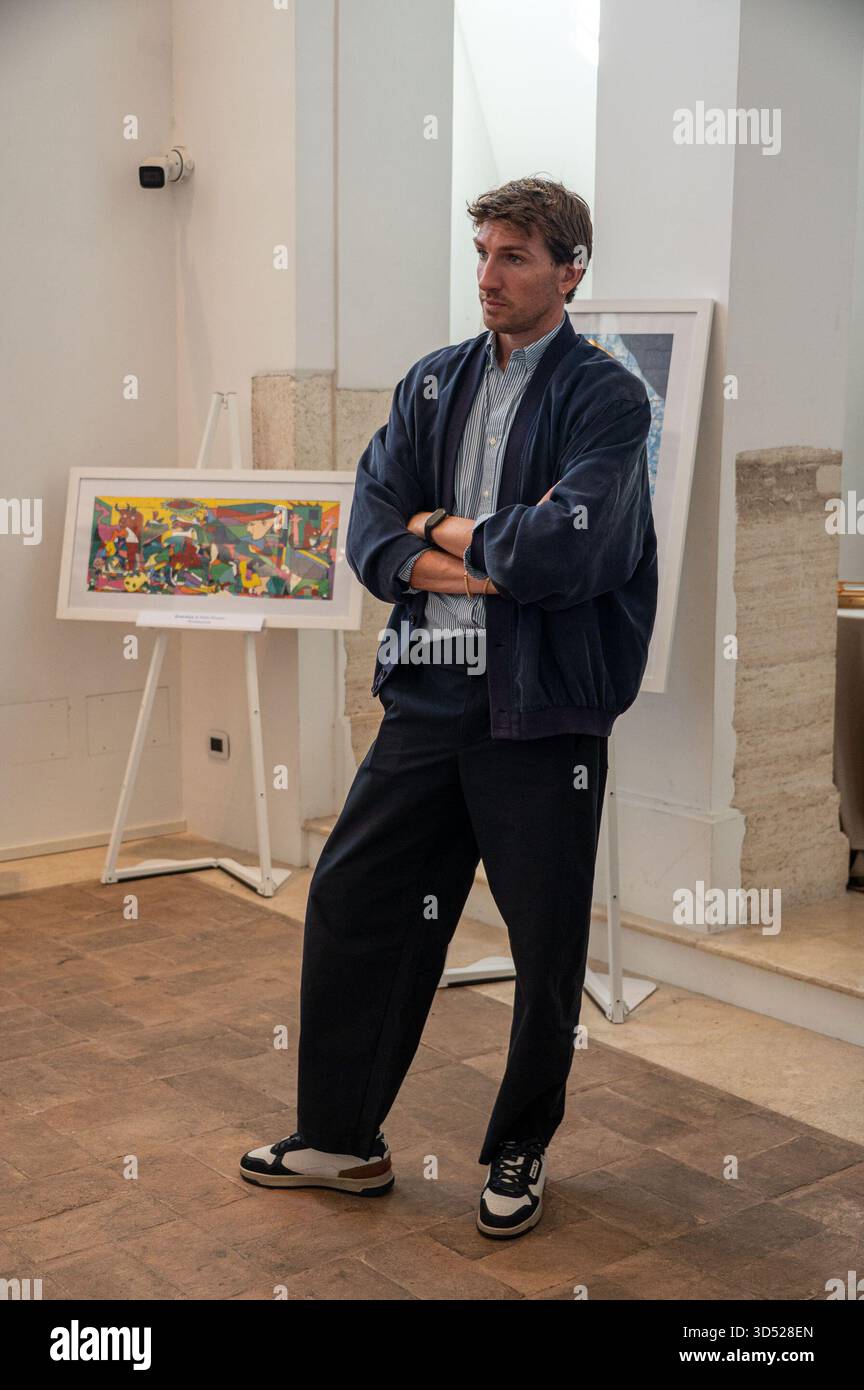 **NO WEB OR NEWSPAPERS ONLY FOR ITALY** Redivivus: art and recycling on ...