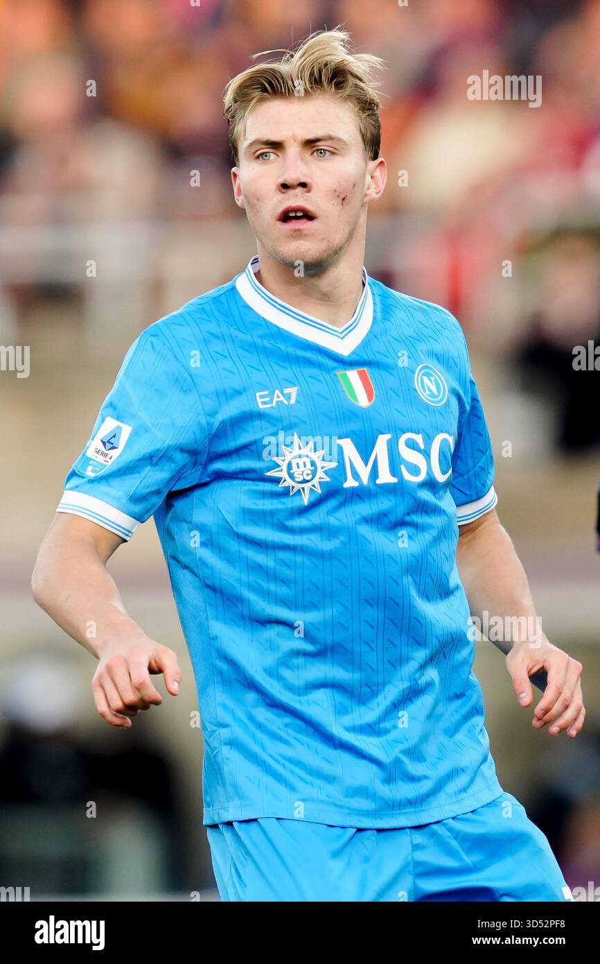 Rasmus Hojlund of SSC Napoli looks on during the serie Serie A Enilive ...