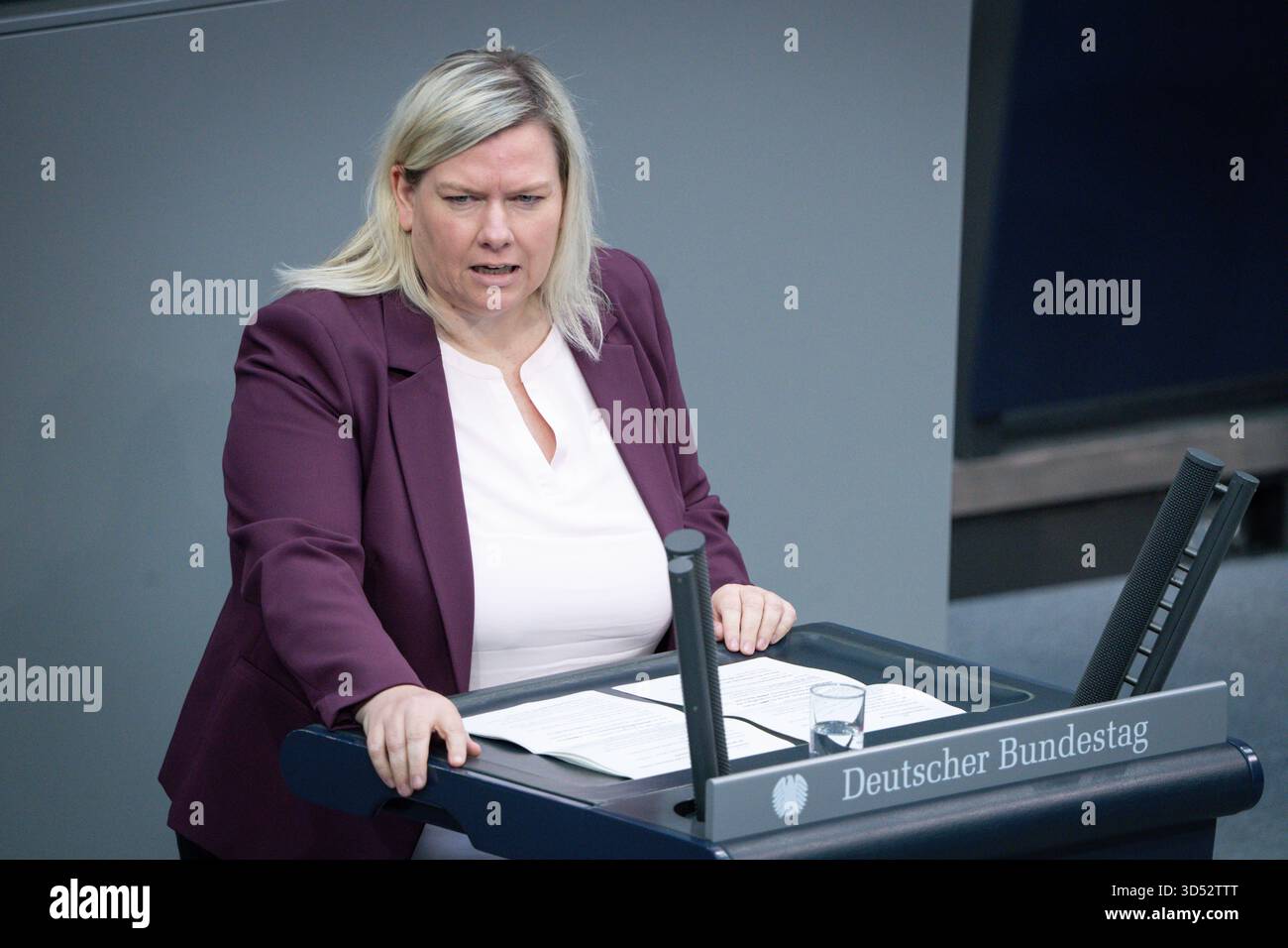Deutscher Bundestag, 40. Plenarsitzung Maria-Lena Weiss CDU im Portrait ...