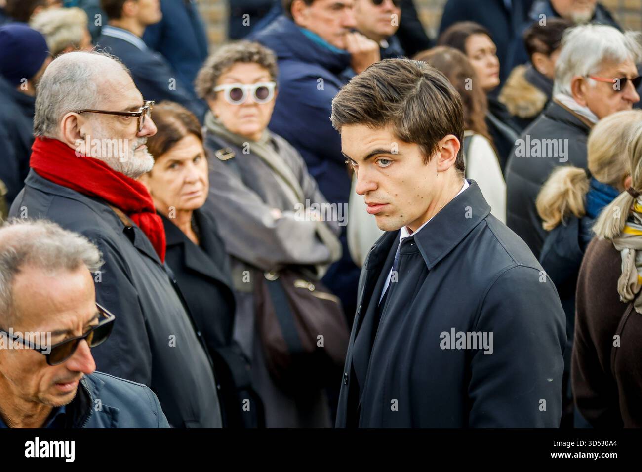 La famiglia ai funerali dell’imprenditore Alberto Bertone patron dell ...