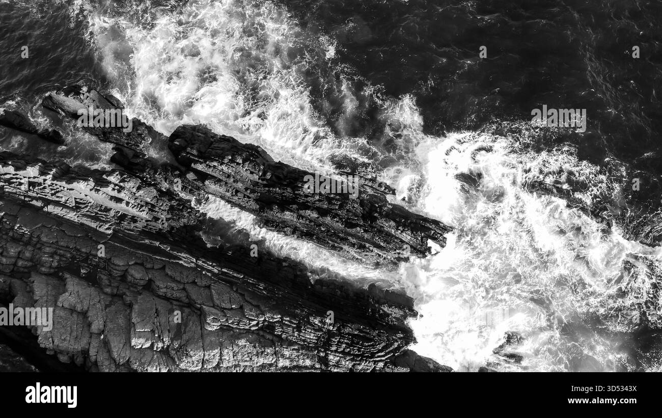 Rock breakers Black and White Stock Photos & Images - Alamy