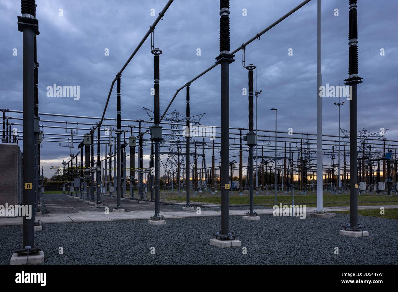 LANGERAK - TenneT's 380 kV high-voltage substation Doetinchem Langerak ...