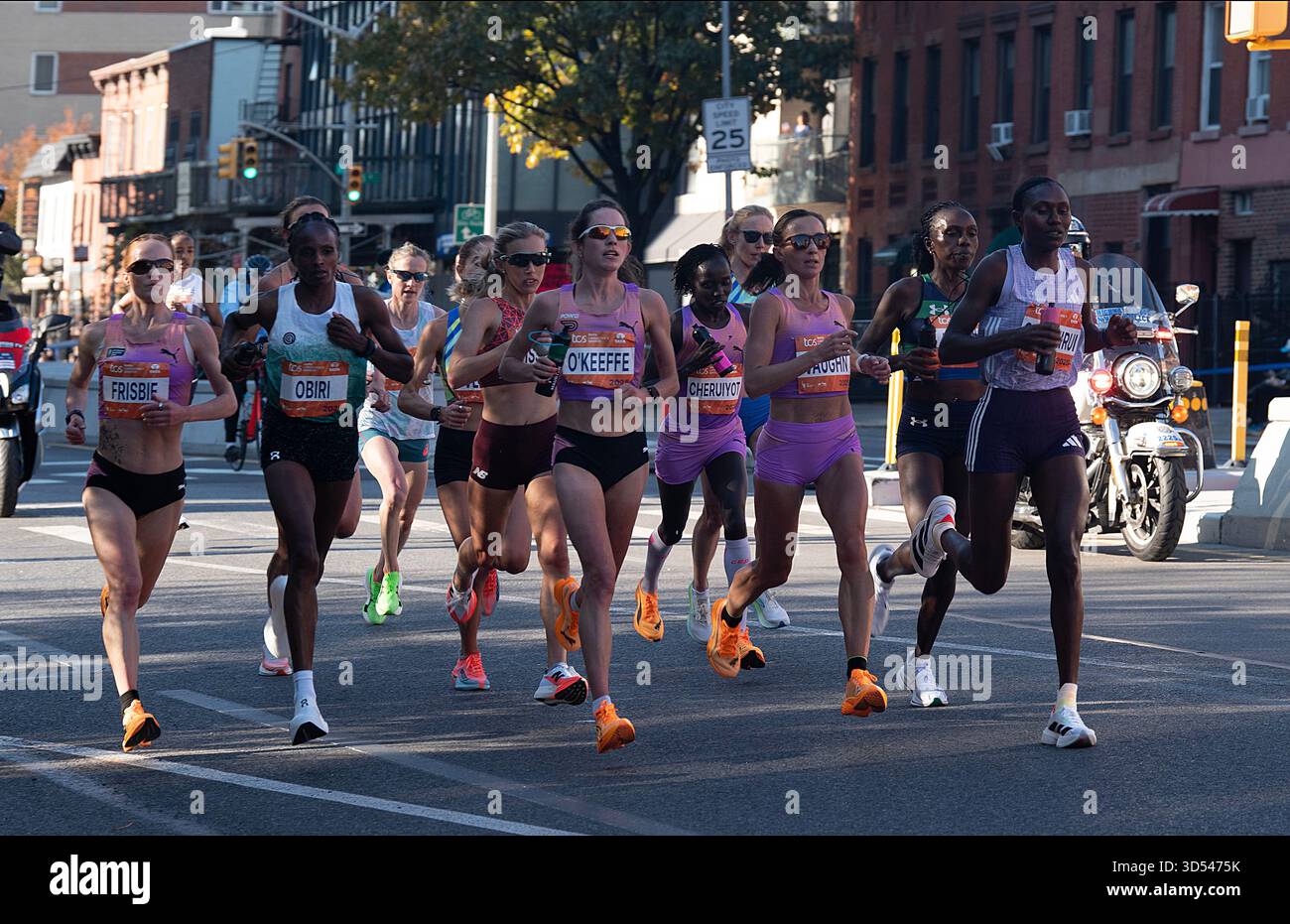 2025 TCS New York City Marathon, Professional Women runners on 4th ...