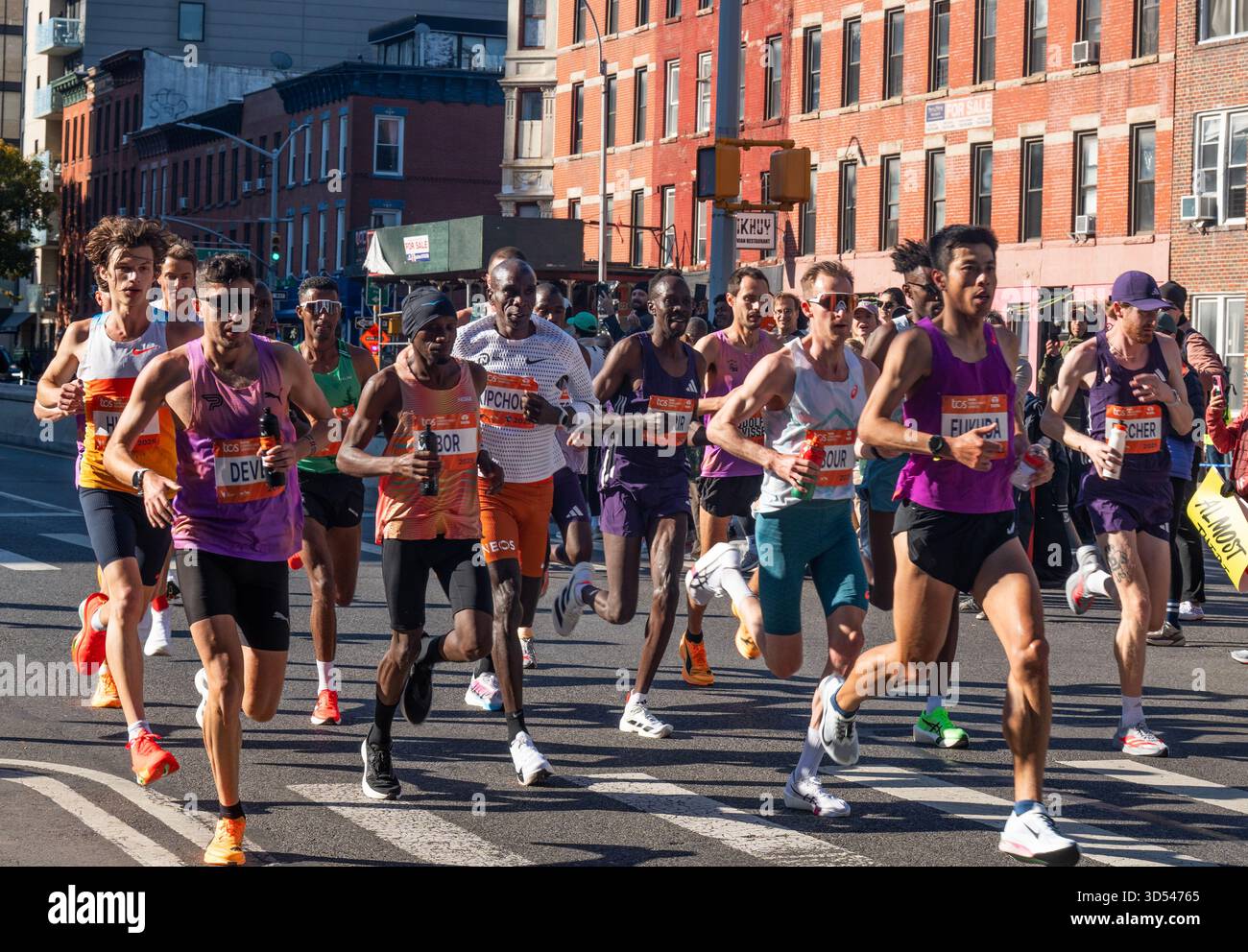 Eliud kipchoge ineos hi-res stock photography and images - Alamy