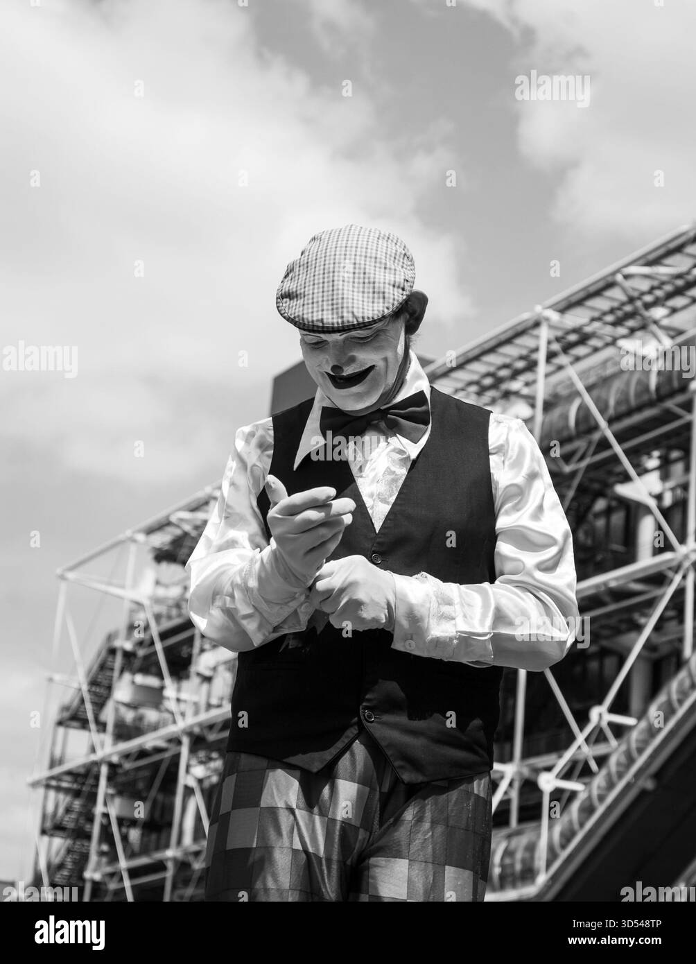 Urban comedy Black and White Stock Photos & Images - Alamy