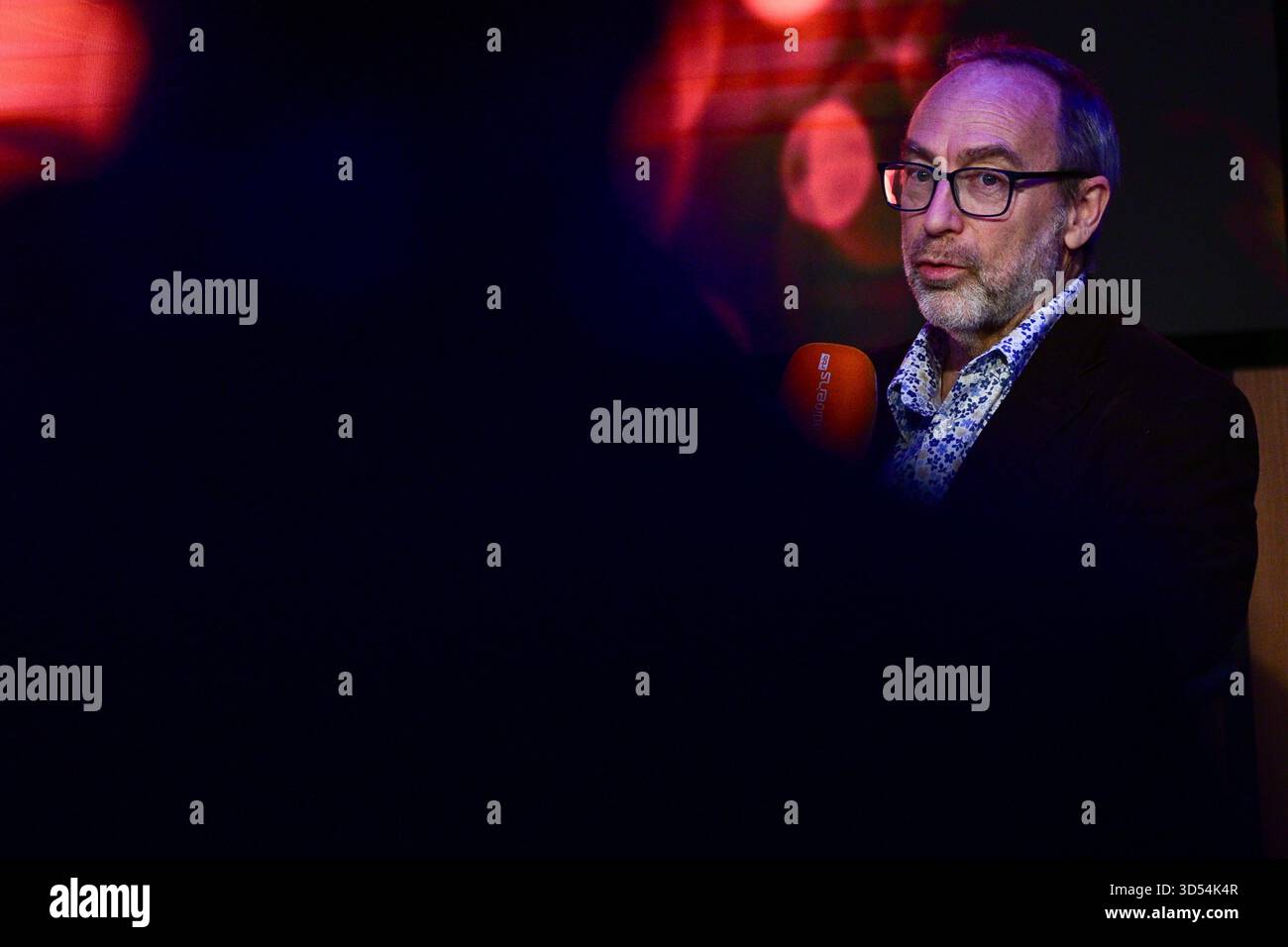 13 November 2025, Berlin: Jimmy Wales, co-founder of Wikipedia, speaks ...