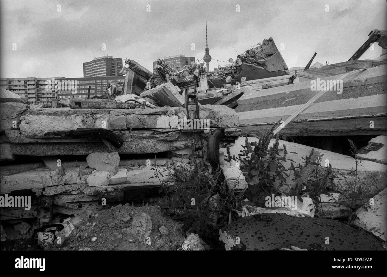 Germany, Berlin, 28.8.1992, rubble piles from the demolition of ...