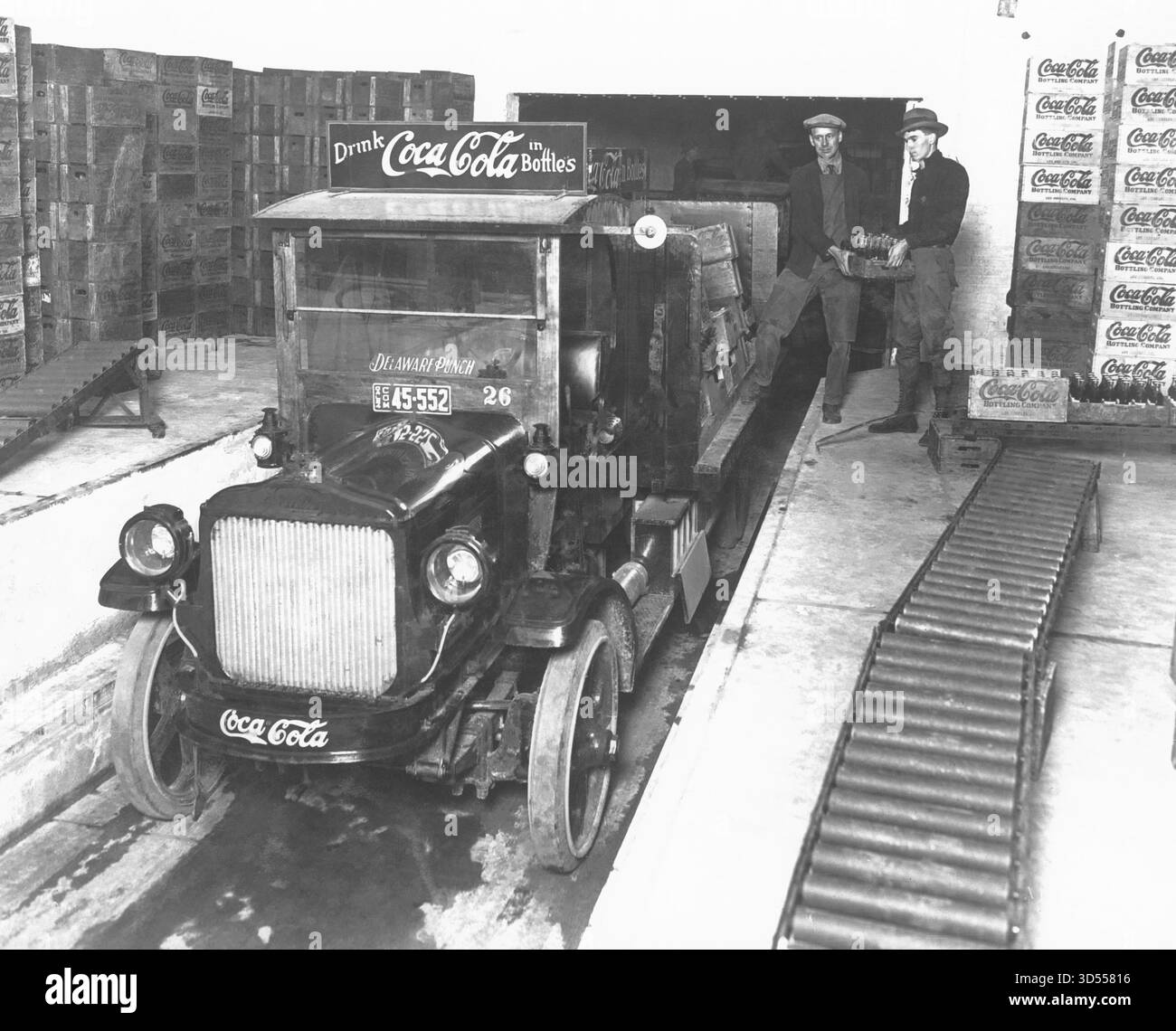 Two men in process Black and White Stock Photos & Images - Alamy