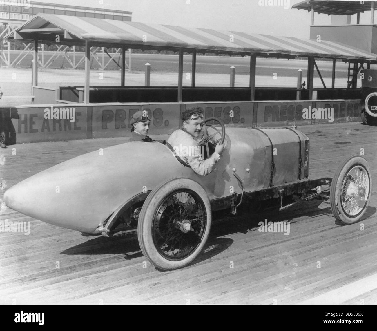 Down driver Black and White Stock Photos & Images - Alamy