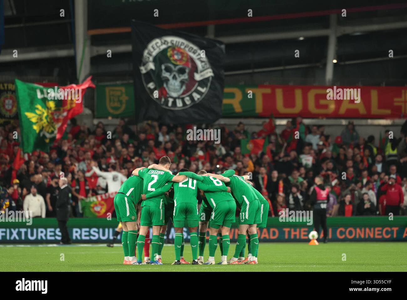 Ireland players huddle ahead of the 2026 FIFA World Cup European ...