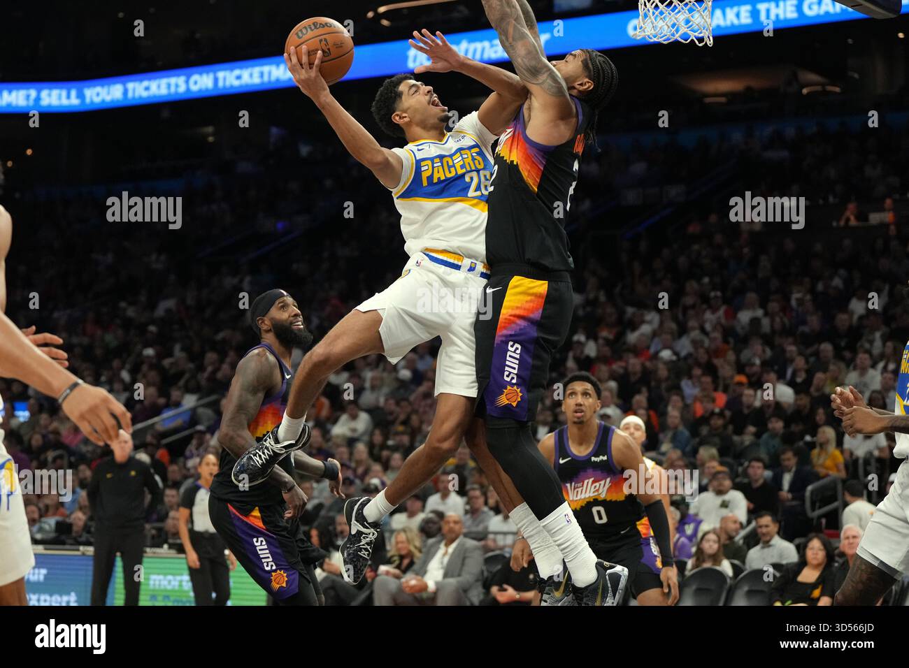Indiana Pacers guard Ben Sheppard (26) drives against Phoenix Suns ...