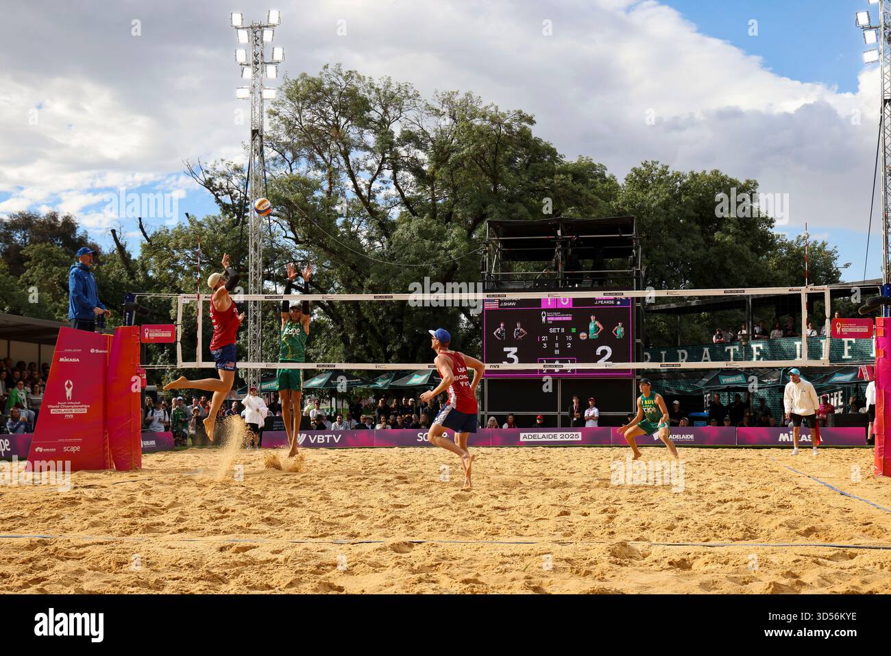 D’Artagnan Potts and Jack Pearse of (AUS) vs Chaim Schalk and James ...