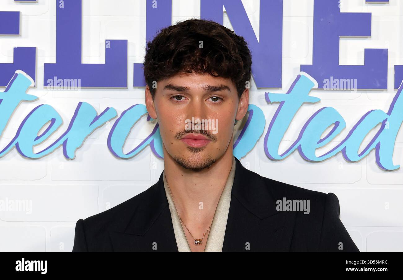 13 November 2025 - Los Angeles, California - Noah Beck. Los Angeles ...