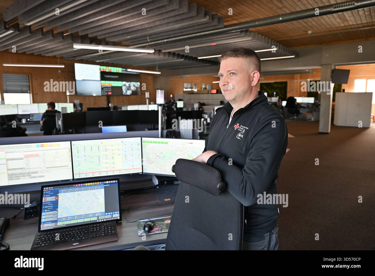 PRODUCTION - 12 November 2025, Baden-Württemberg, Ravensburg: Jörg ...