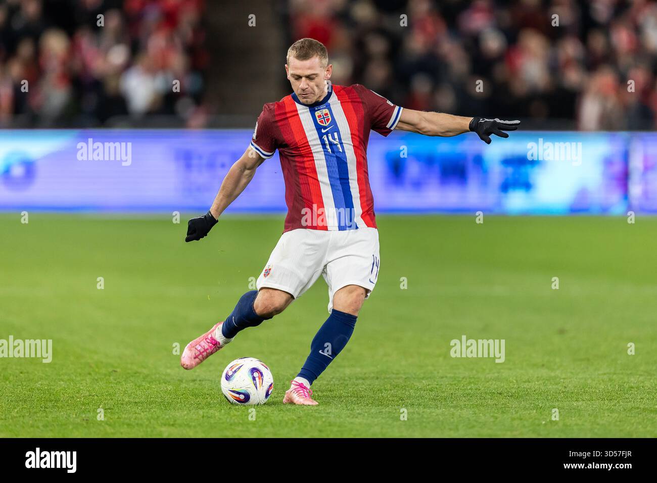 Oslo, Norway, 13 Nov 2025, Julian Ryerson playing at World Cup ...
