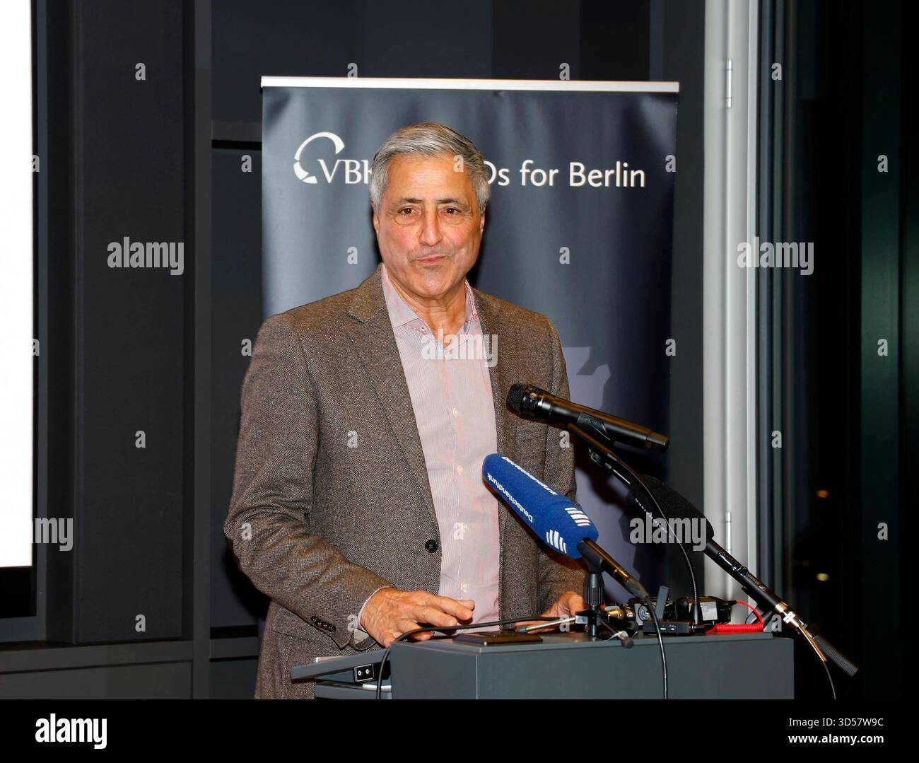 Kaweh Niroomand bei der Veranstaltung Berlin auf dem Weg zu den ...