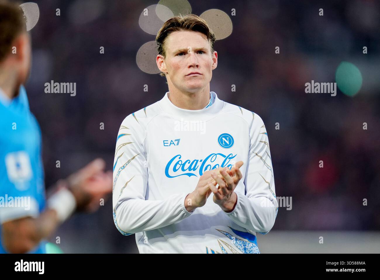 Scott McTominay of SSC Napoli greets the fans at the end of the serie ...