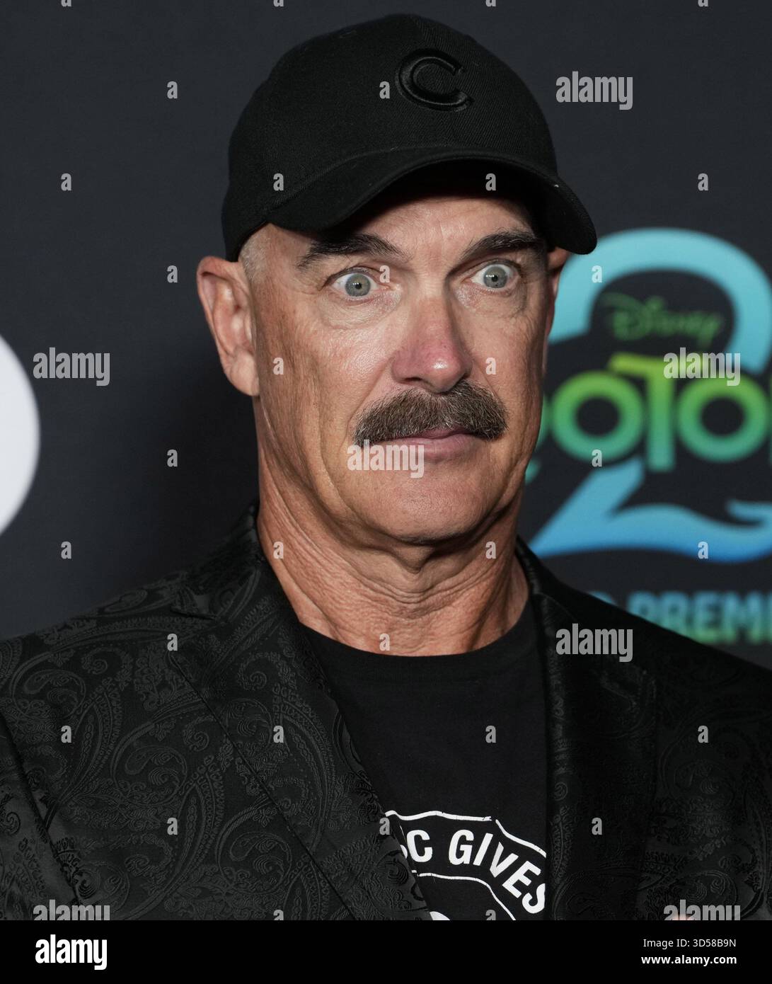 Patrick Warburton arrives at the Walt Disney Animation Studios ...
