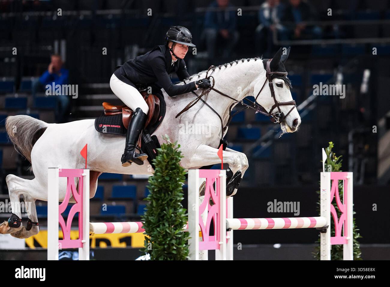 second place (GER) Sophie Hinners on Call me Jabri Prize of the ...