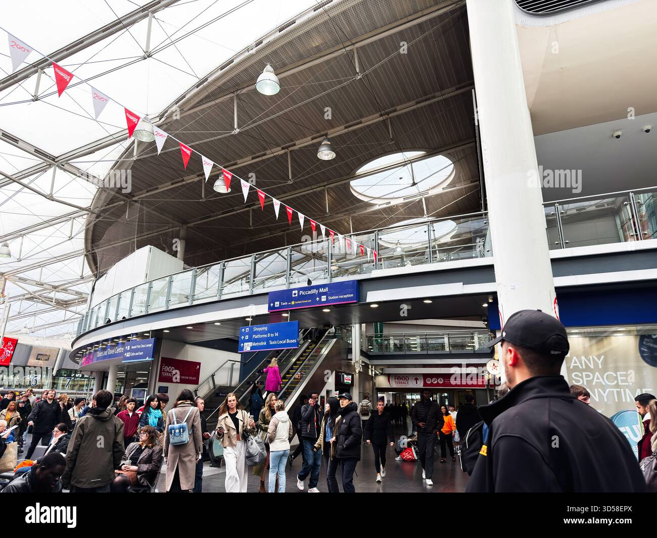 Manchester, UK - October 04, 2025: Busy Manchester indoor Piccadilly ...