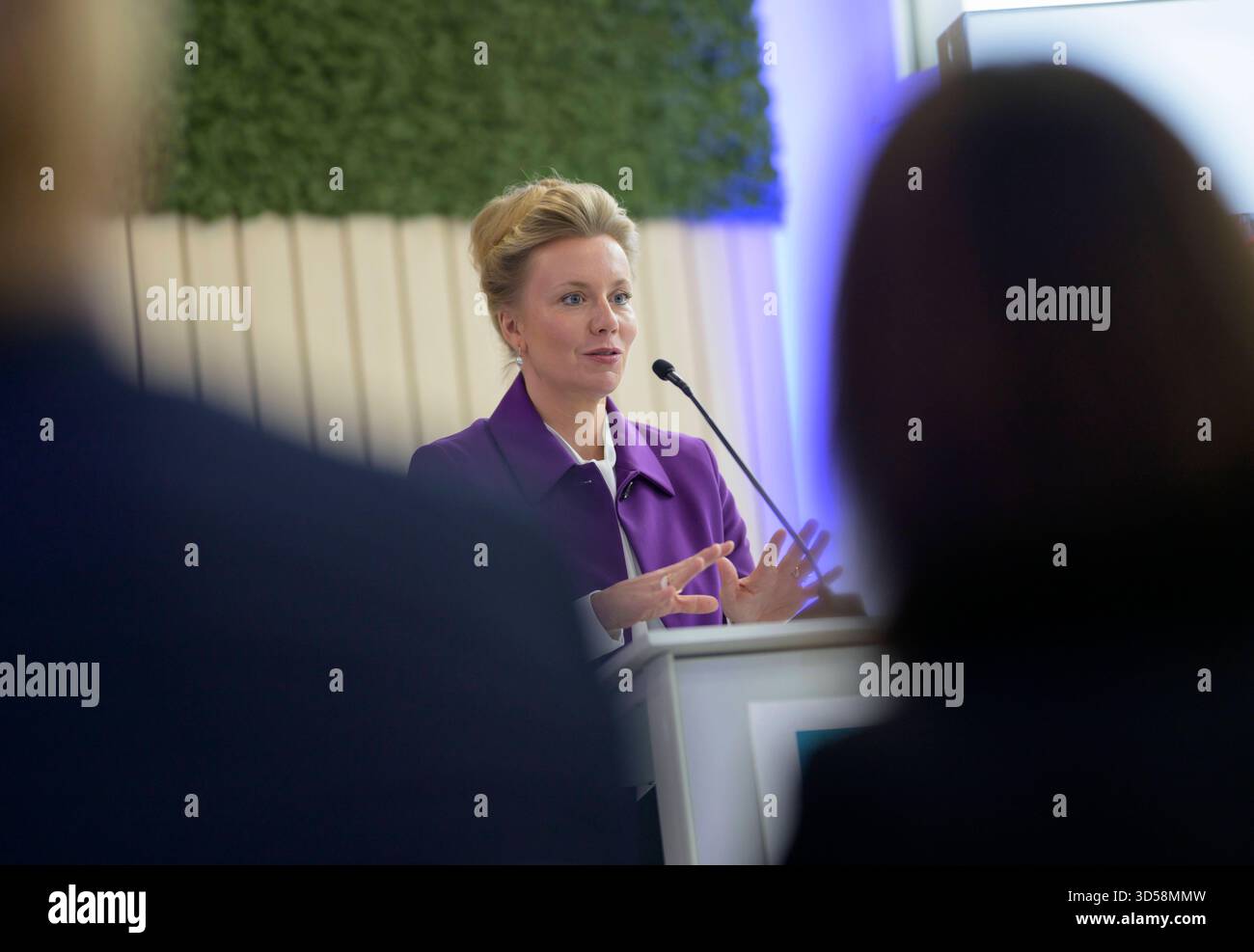 Ministerin Ina Brandes MdL, Ministerium für Kultur und Wissenschaft des ...