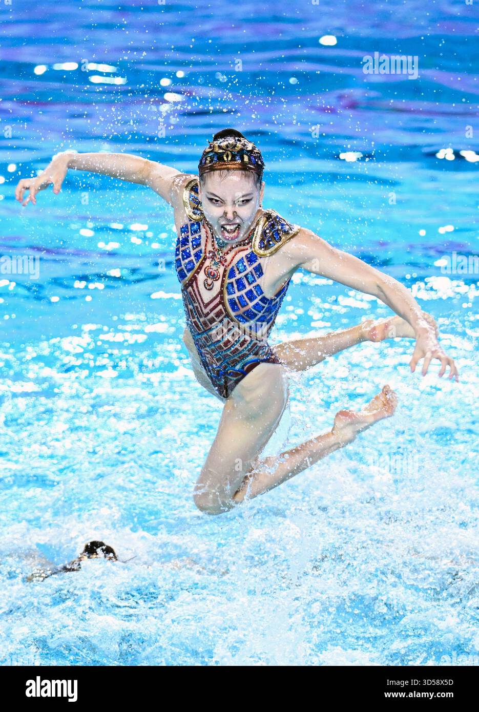 (251114) -- JIANGMEN, Nov. 14, 2025 (Xinhua) -- Team Beijing Sport ...