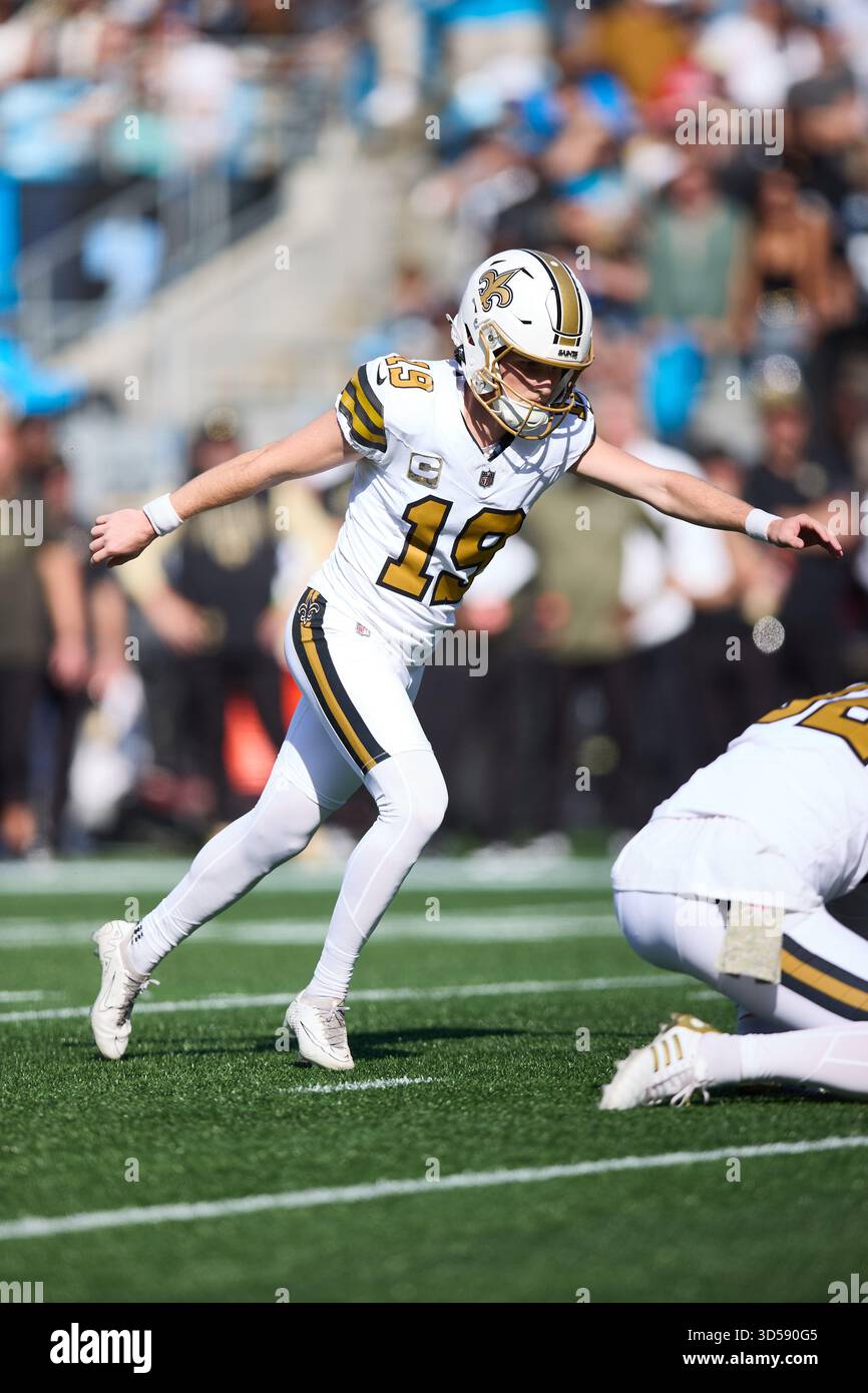 New Orleans Saints kicker Blake Grupe (19) attempts a field goal during ...