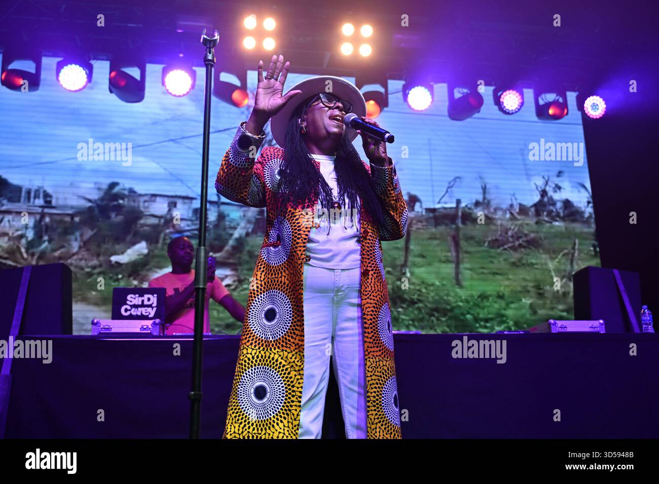 LONDON, ENGLAND - NOVEMBER 13: Janet Kay performing for ‘I Love Jamaica ...