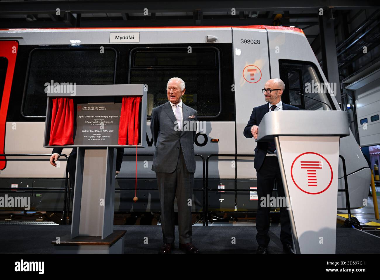 King Charles III unveils a plaque to commemorate his official opening ...