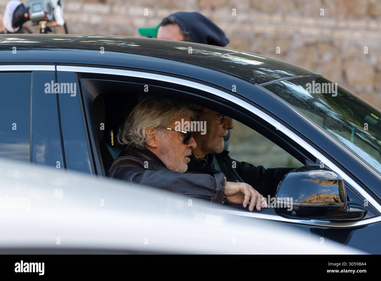 Il Vice Capo della Polizia Nicolò Marcello D'Angelo durante le ricerche ...