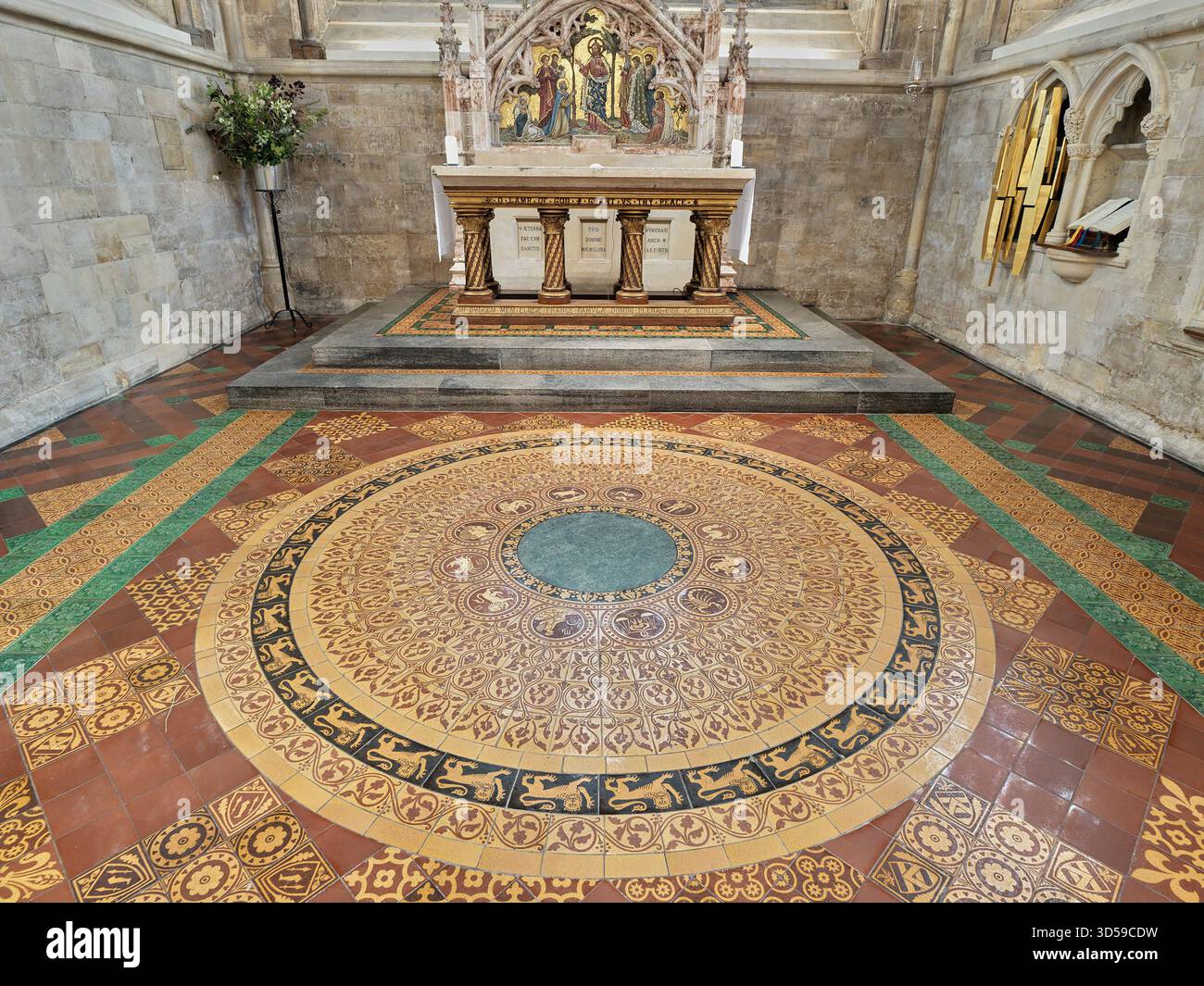 Sanctuary floor and altar in the Lady chapel in the christian cathedral ...