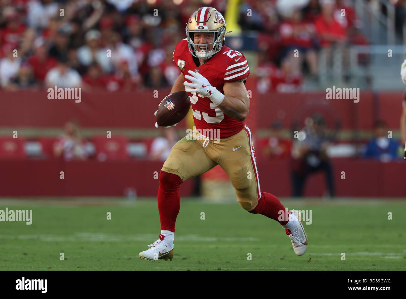 San Francisco 49ers running back Christian McCaffrey (23) runs against ...