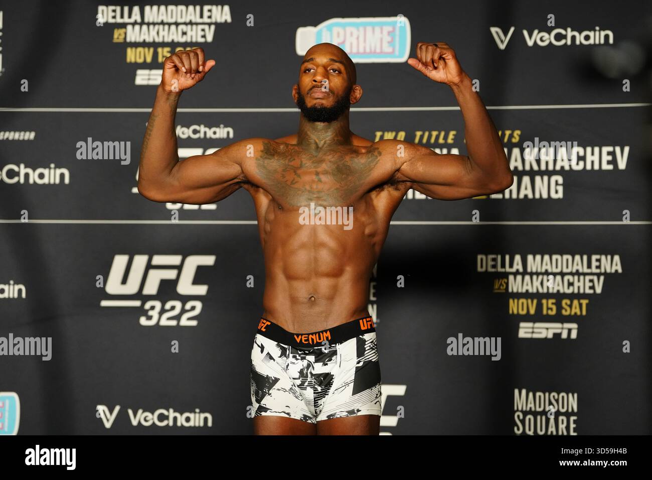 NEW YORK CITY, NY- NOVEMBER 14:Eric McConico steps on the scale for the ...