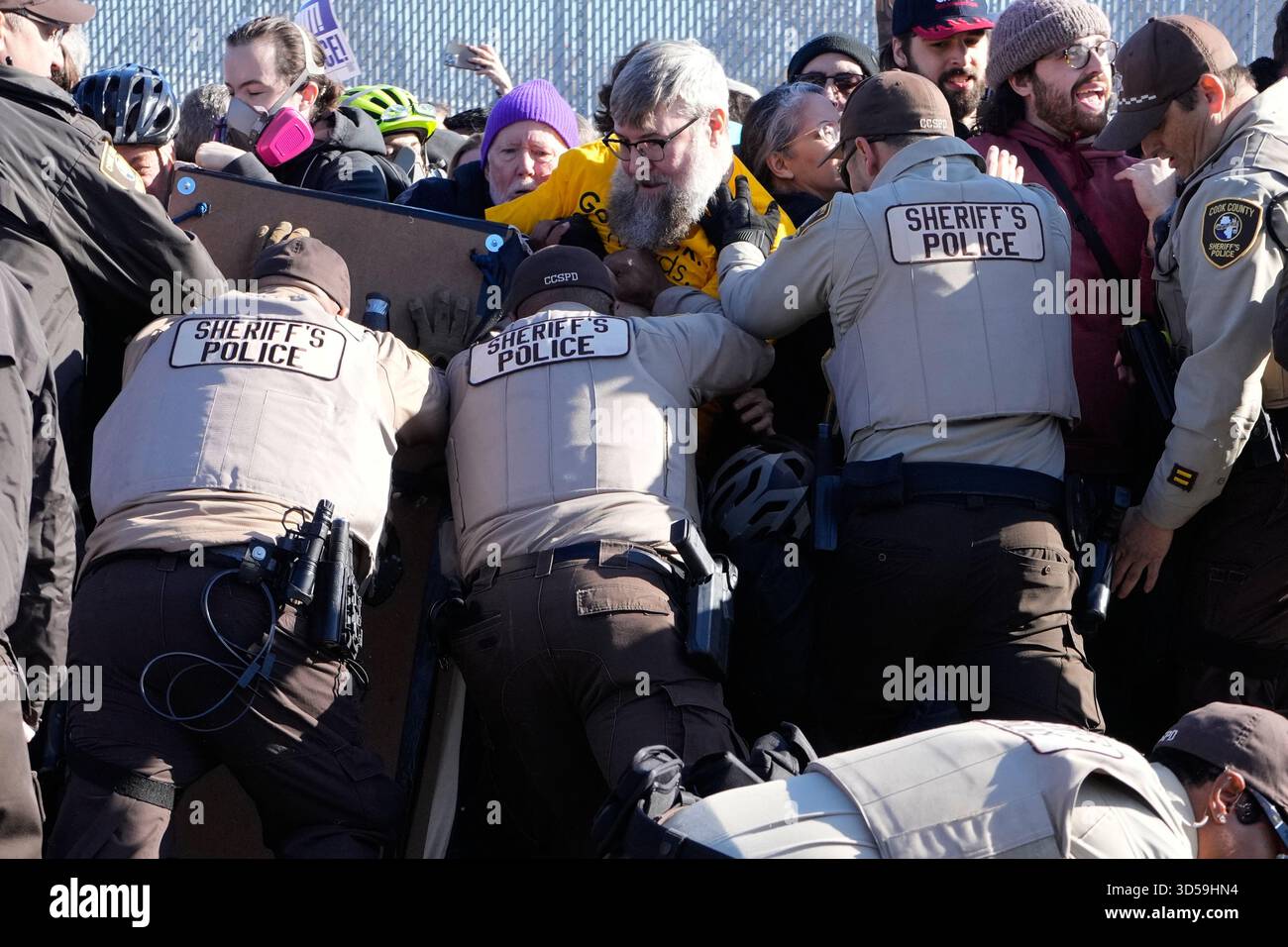 Cook County Sheriff Police guard protesters outside an ICE processing ...