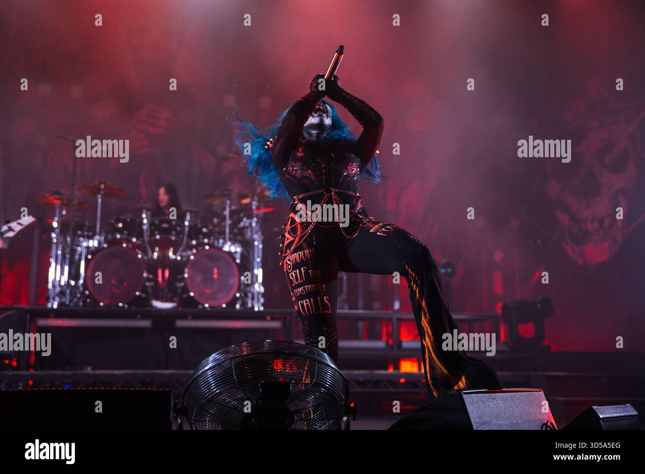 Arch enemy performs live at the o2 Apollo Manchester uk, 31st October ...