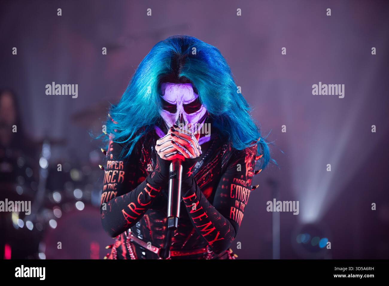 Arch enemy performs live at the o2 Apollo Manchester uk, 31st October ...