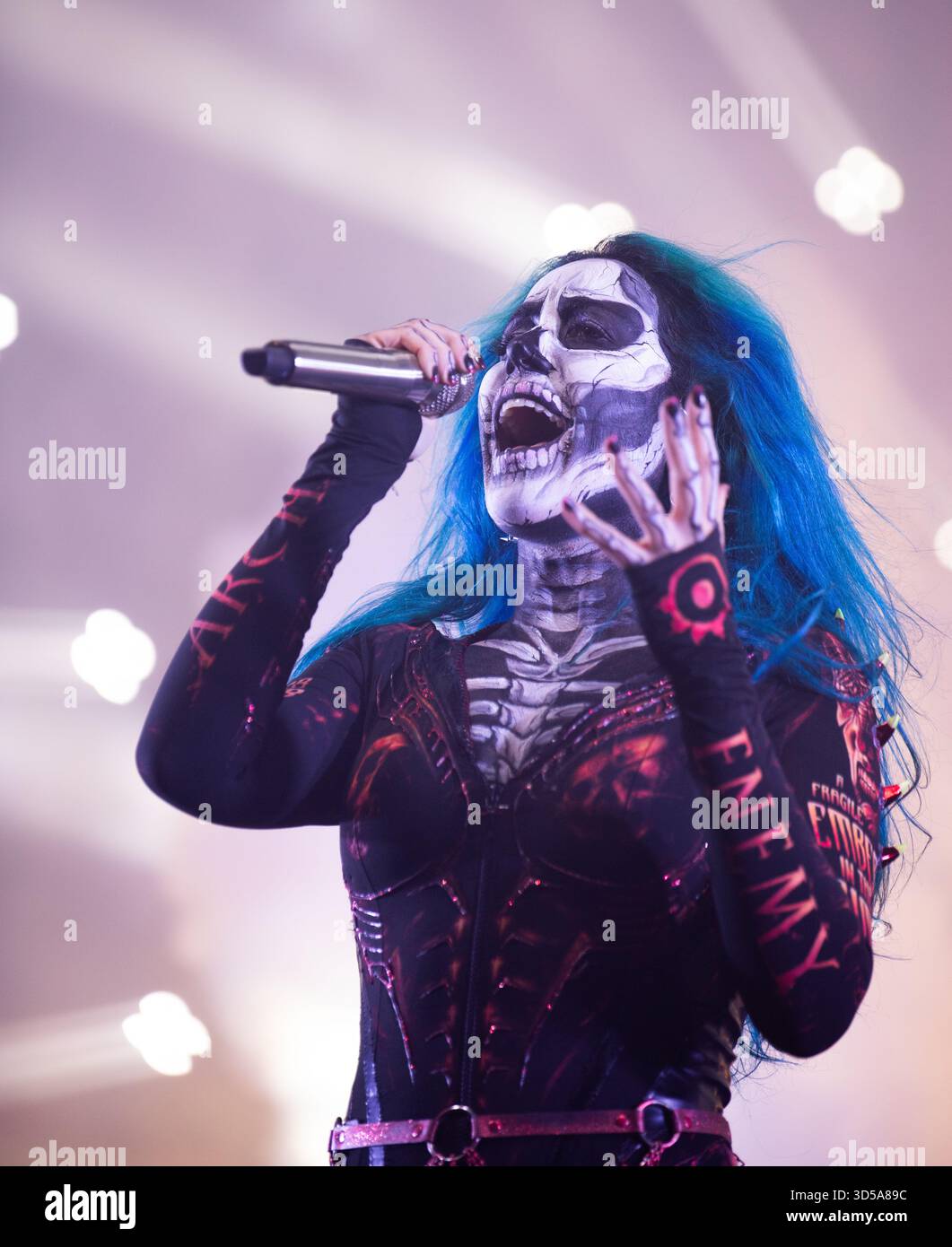 Arch enemy performs live at the o2 Apollo Manchester uk, 31st October ...