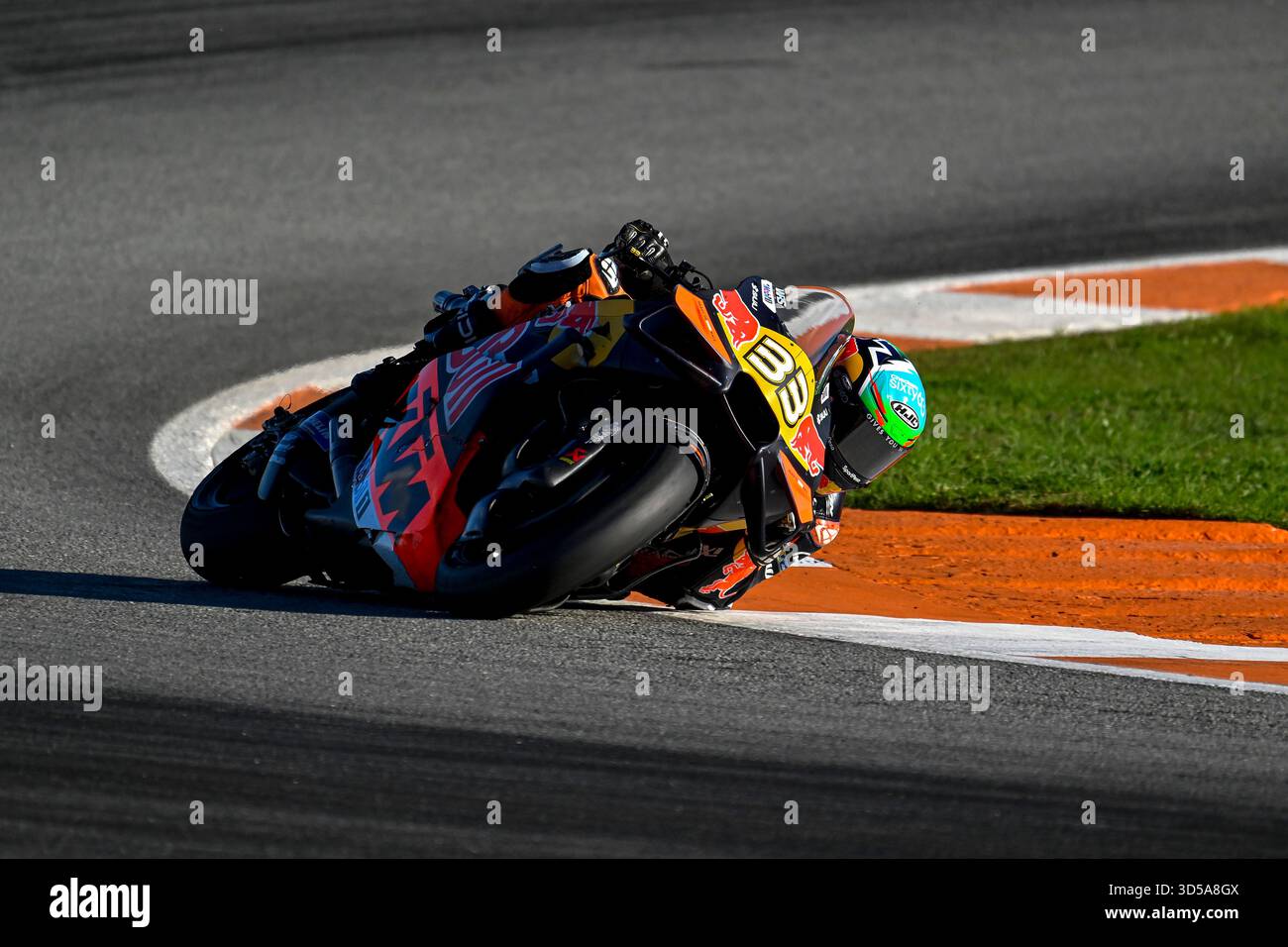 33 BINDER Brad (zaf), Red Bull KTM Factory Racing, KTM RC16, action ...