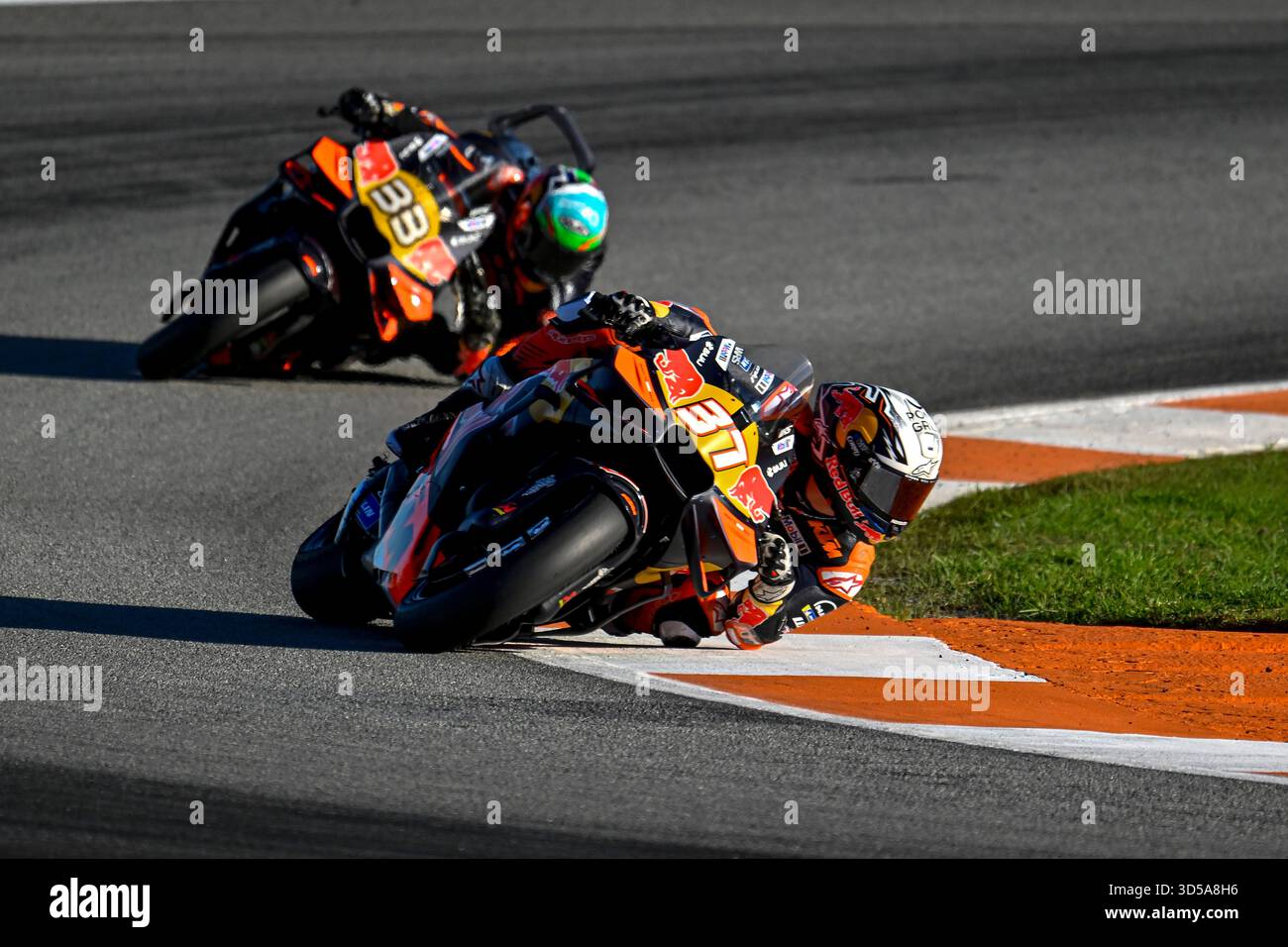 37 ACOSTA Pedro (spa), Red Bull KTM Factory Racing, KTM RC16, action ...