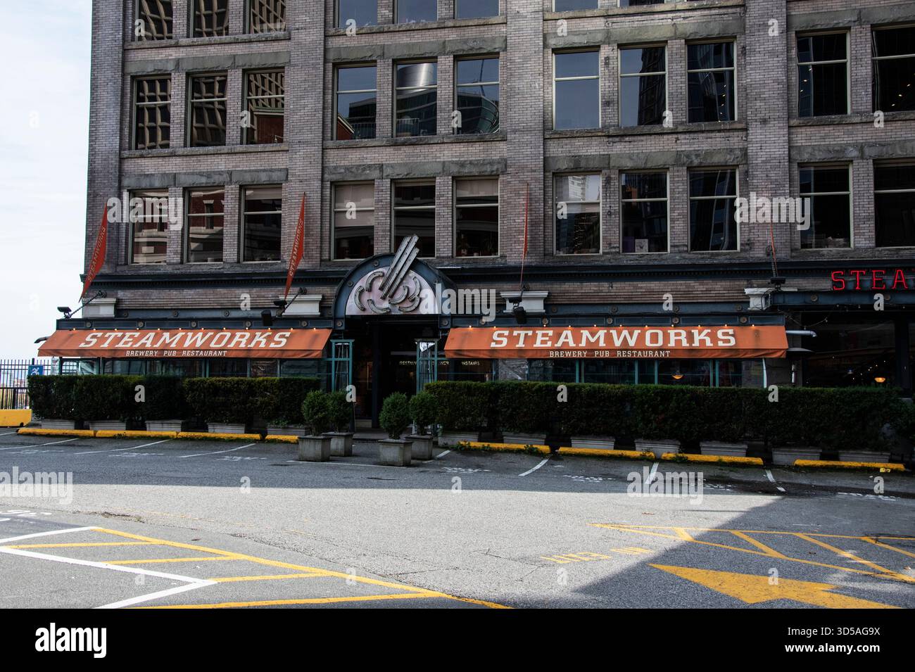 Restaurant sign on pavement hi-res stock photography and images - Alamy