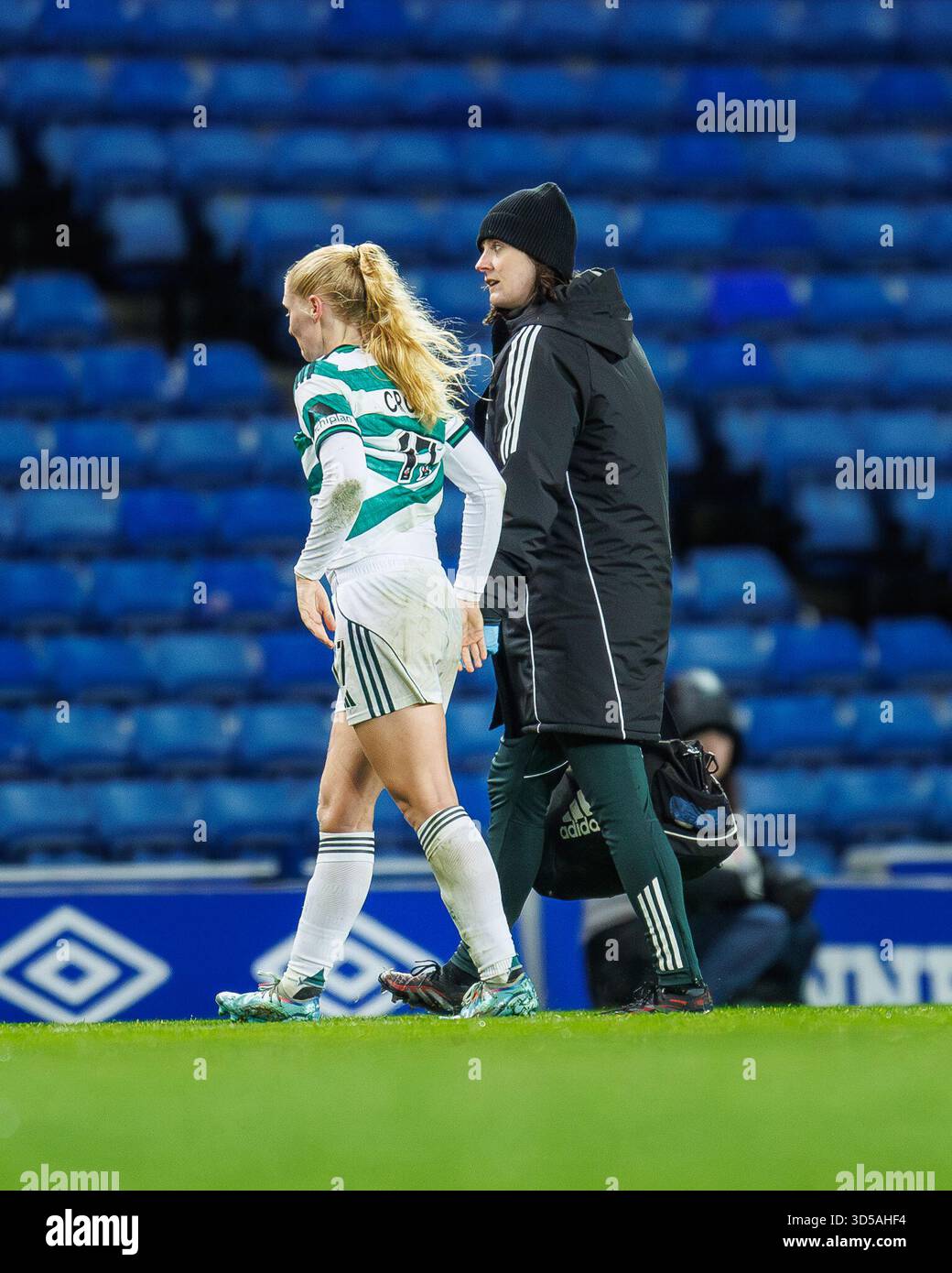 Premier league goal scorer hi-res stock photography and images - Alamy