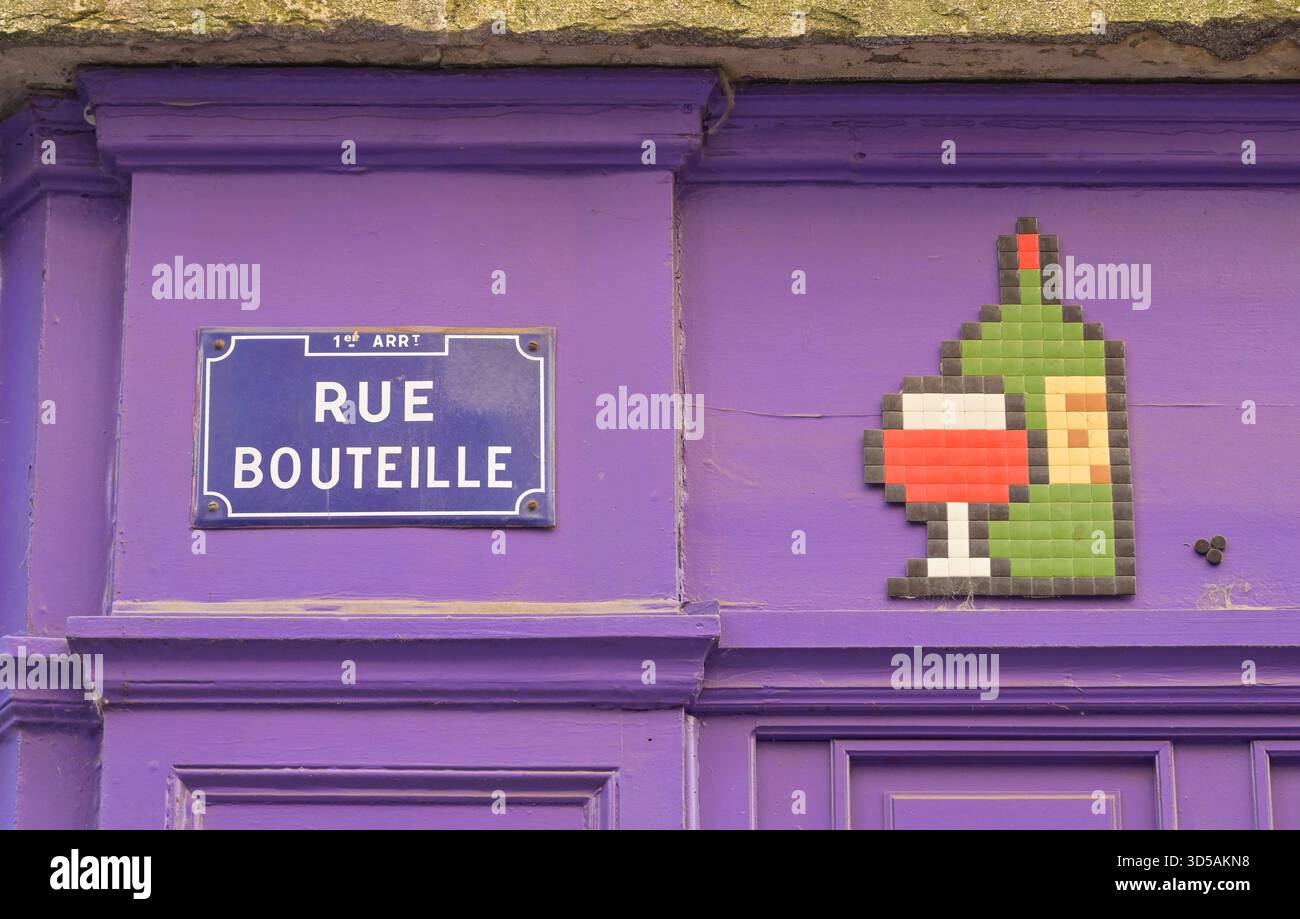 Straßencafe, Kunst als Mosaik, Künstler: MifaMosa, Flasche, Rotwein ...