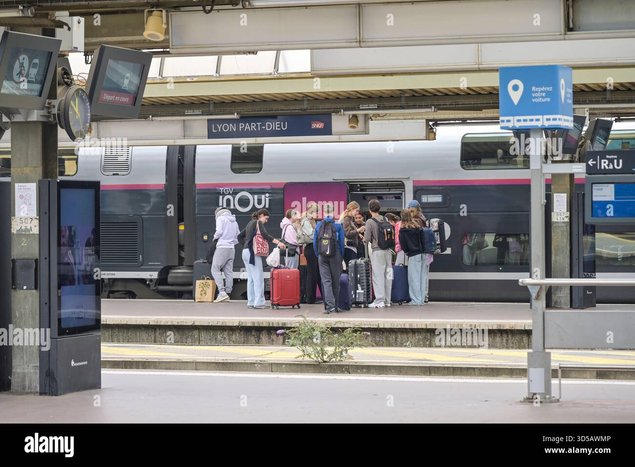 TGV INOUI, Bahnhof Lyon Part Dieu, Lyon, Frankreich Stock Photo - Alamy