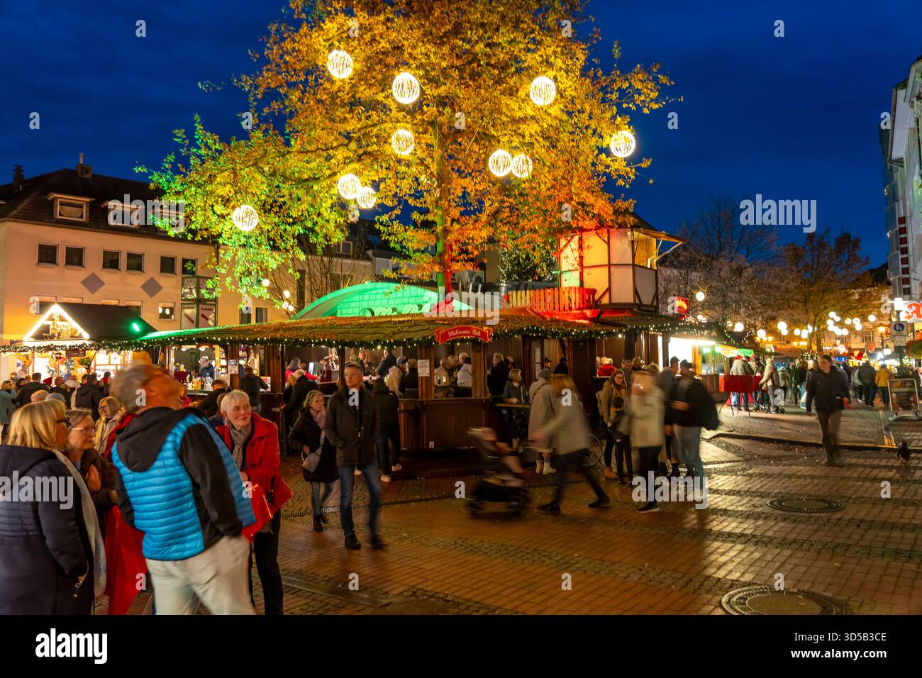 Weihnachtsmarkt in Essen-Steele, startet schon Anfang November, gilt ...
