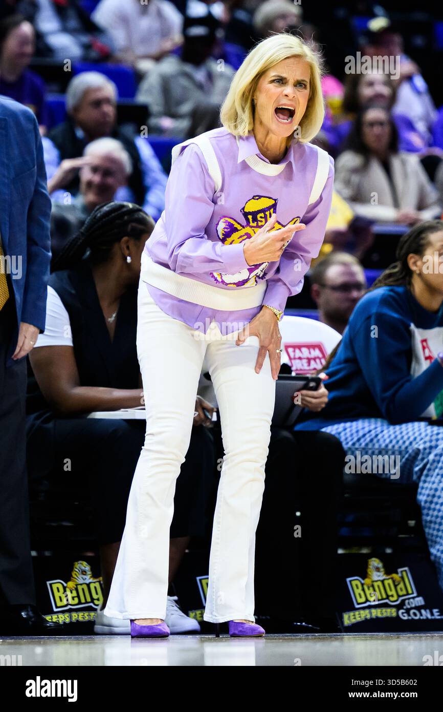 LSU head coach Kim Mulkey reacts in the first half of a NCAA college ...