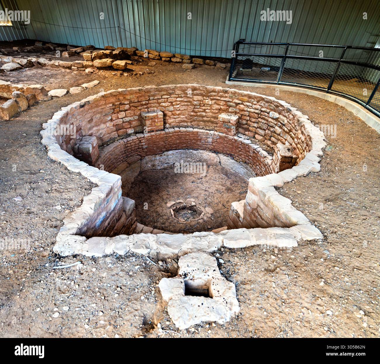 Excavated kiva at Megalithic House, part of the Far View Sites in Mesa ...