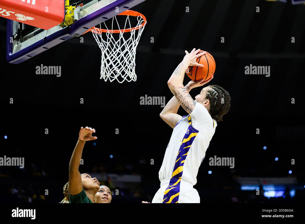 LSU forward Grace Knox (2) shoots in the second half of a NCAA college ...