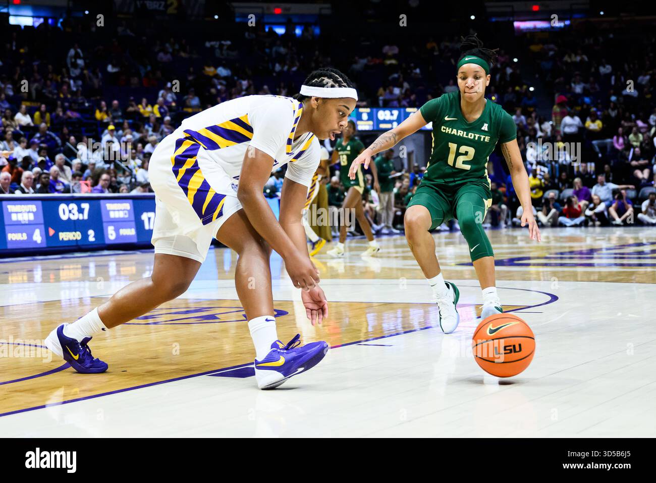 LSU guard Mikayla Williams (12) recovering the ball in the first half ...