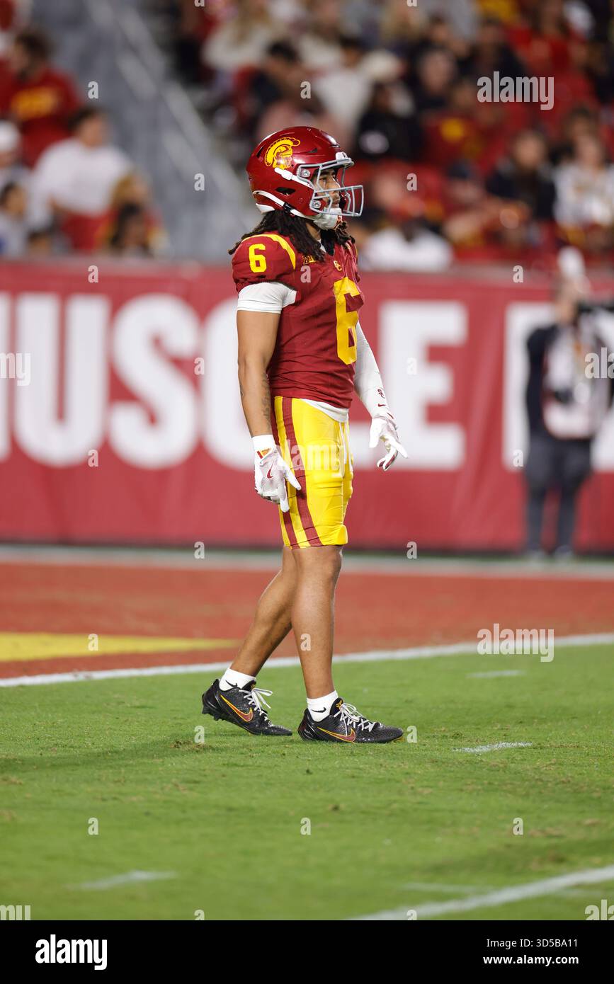 LOS ANGELES, CA - NOVEMBER 07: USC Trojans wide receiver Makai Lemon (6 ...